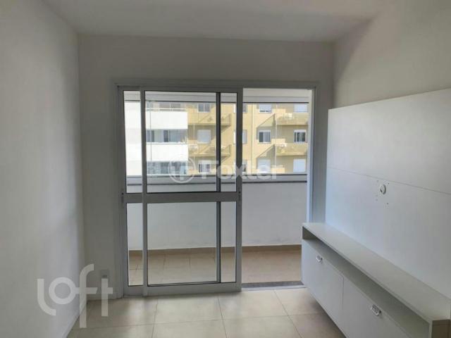 Apartamento com 2 dormitórios em Porto Alegre