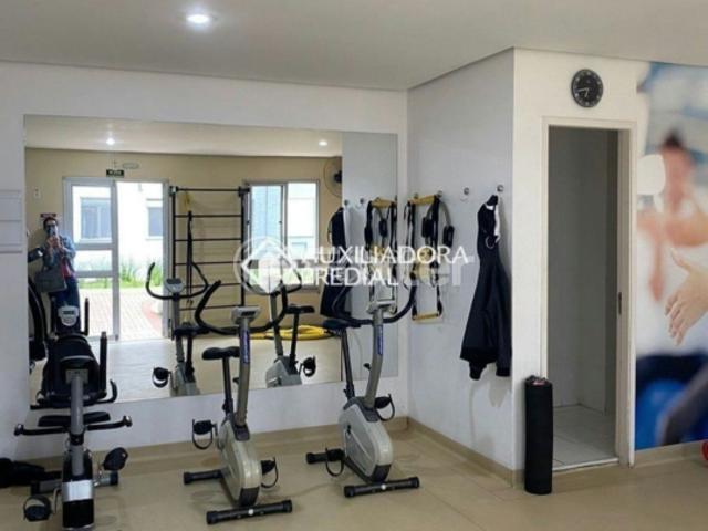Apartamento com 2 dormitórios em Porto Alegre