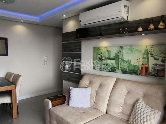 Apartamento com 2 dormitórios em Porto Alegre