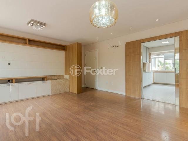 Apartamento com 2 dormitórios em Porto Alegre