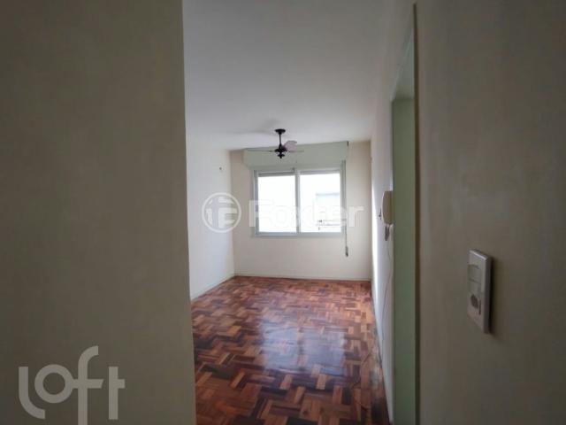 Apartamento com 2 dormitórios em Porto Alegre