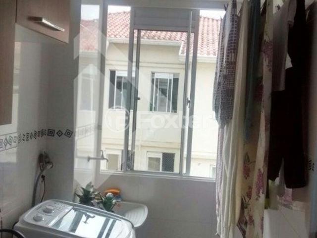 Apartamento com 2 dormitórios em Porto Alegre