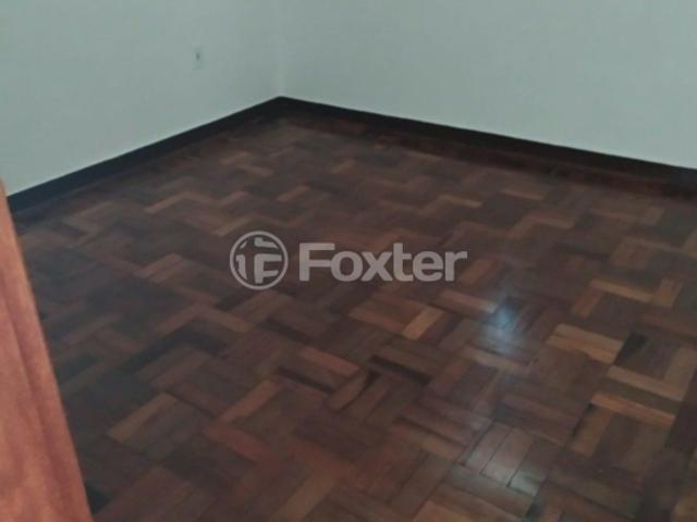 Apartamento com 2 dormitórios em Porto Alegre