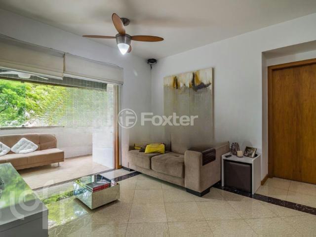 Apartamento com 2 dormitórios em Porto Alegre