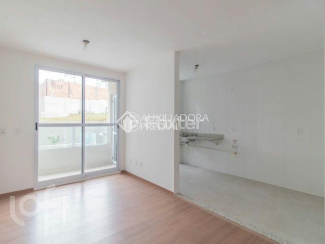 Apartamento com 2 dormitórios em Porto Alegre