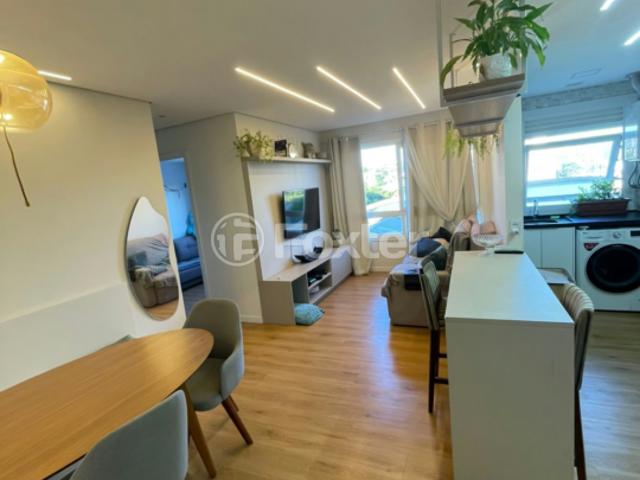 Apartamento com 2 dormitórios em Porto Alegre
