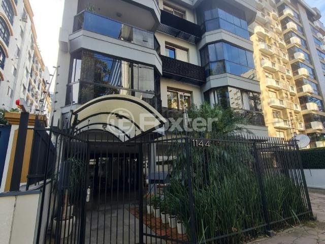Apartamento com 2 dormitórios em Porto Alegre
