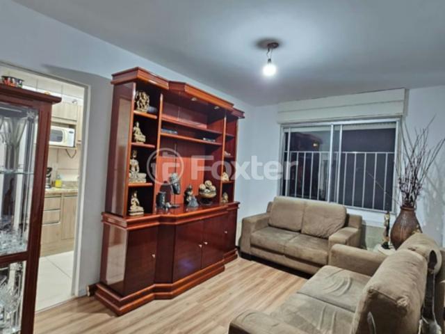 Apartamento com 2 dormitórios em Porto Alegre