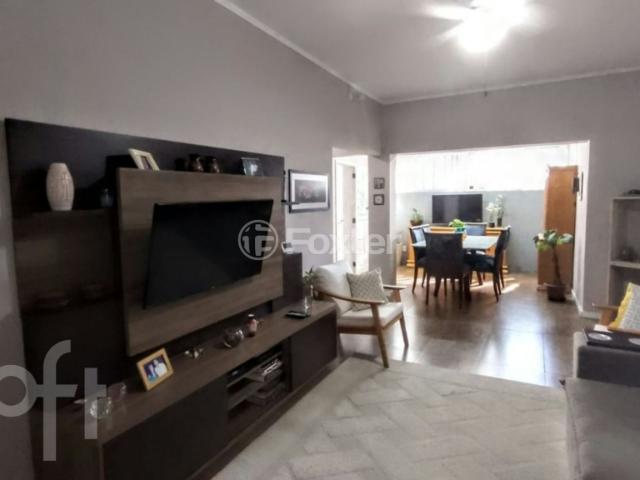 Apartamento com 2 dormitórios em Porto Alegre