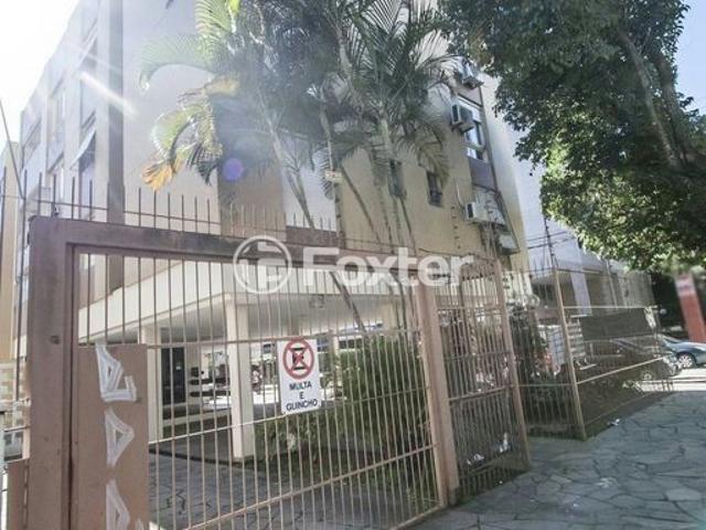 Apartamento com 2 dormitórios em Porto Alegre