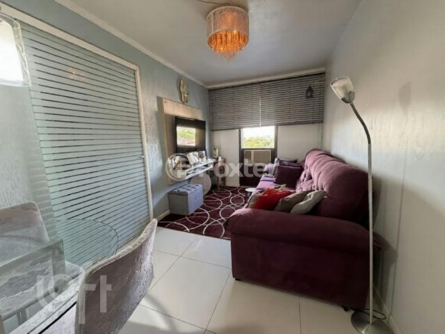 Apartamento com 2 dormitórios em Porto Alegre