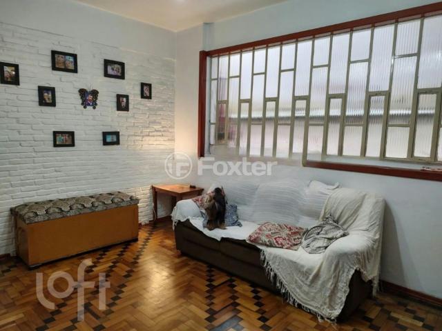 Apartamento com 2 dormitórios em Porto Alegre