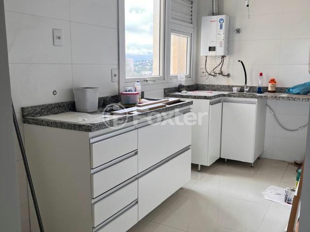 Apartamento com 2 dormitórios em Porto Alegre