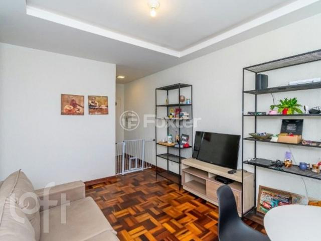 Apartamento com 2 dormitórios em Porto Alegre