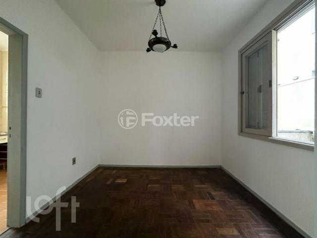 Apartamento com 2 dormitórios em Porto Alegre