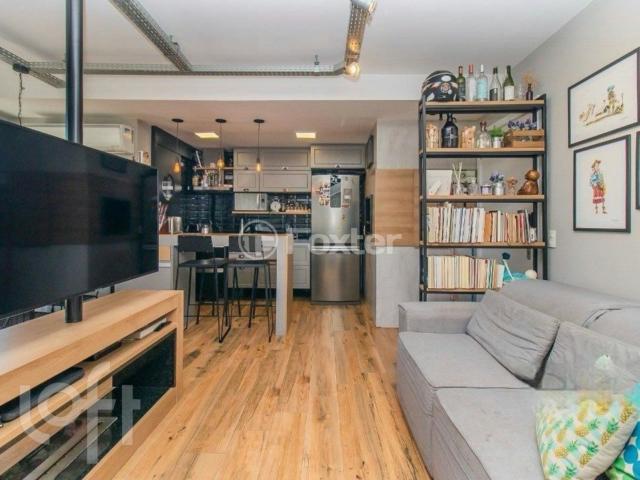 Apartamento com 2 dormitórios em Porto Alegre