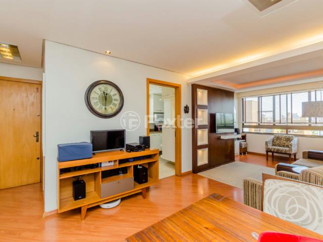 Apartamento com 2 dormitórios em Porto Alegre