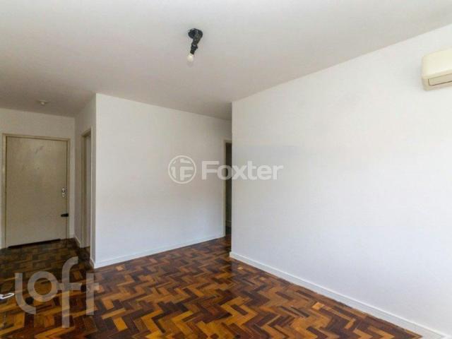 Apartamento com 2 dormitórios em Porto Alegre