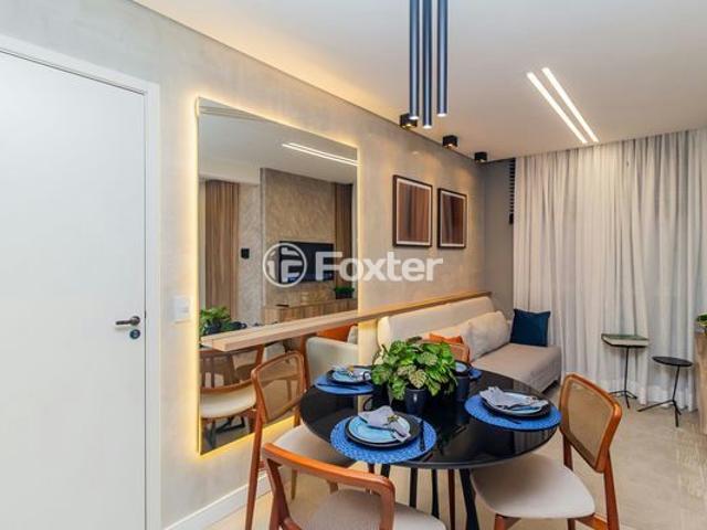 Apartamento com 2 dormitórios em Porto Alegre