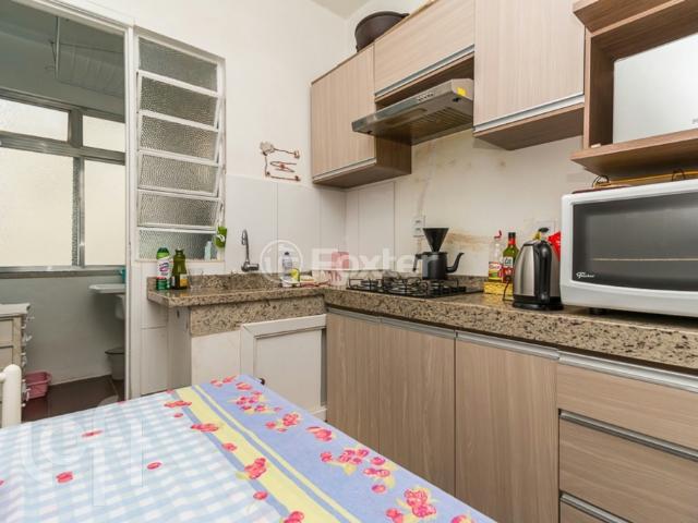 Apartamento com 2 dormitórios em Porto Alegre