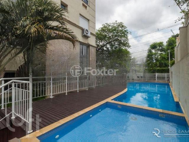 Apartamento com 2 dormitórios em Porto Alegre