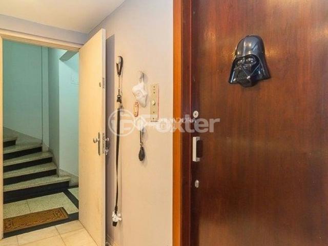 Apartamento com 3 dormitórios em Porto Alegre