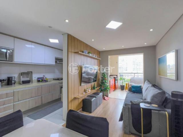 Apartamento com 2 dormitórios em São Paulo
