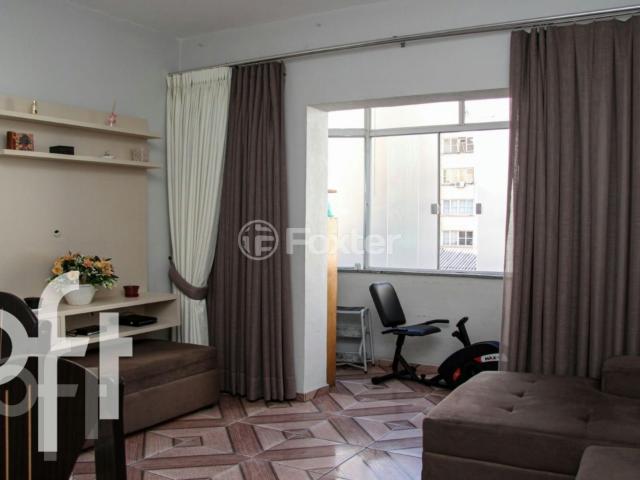 Apartamento com 2 dormitórios em São Paulo
