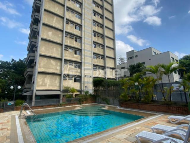 Apartamento com 2 dormitórios em São Paulo