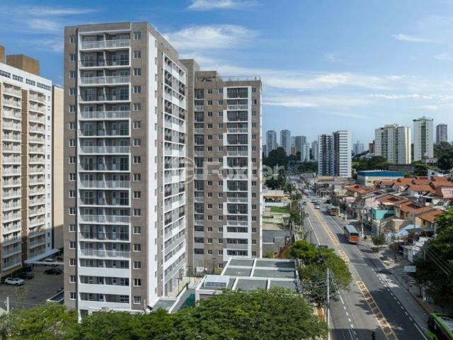 Apartamento com 2 dormitórios em São Paulo