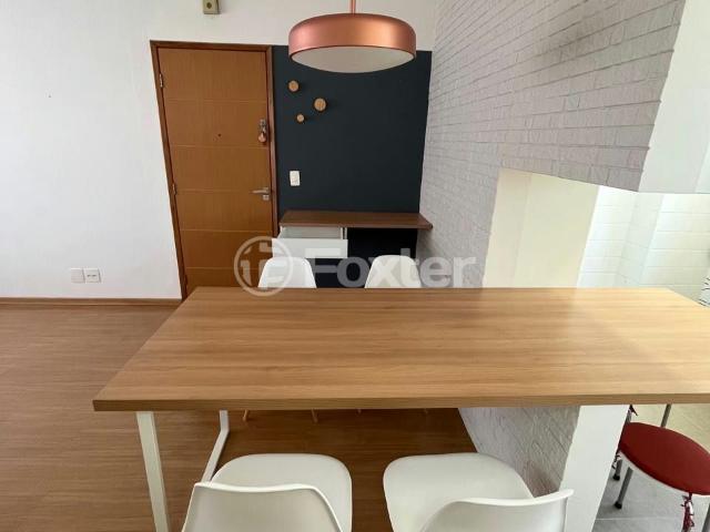 Apartamento com 2 dormitórios em São Paulo