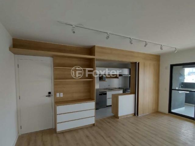 Apartamento com 2 dormitórios em São Paulo