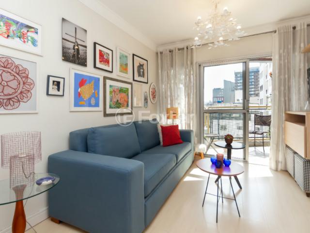 Apartamento com 2 dormitórios em São Paulo