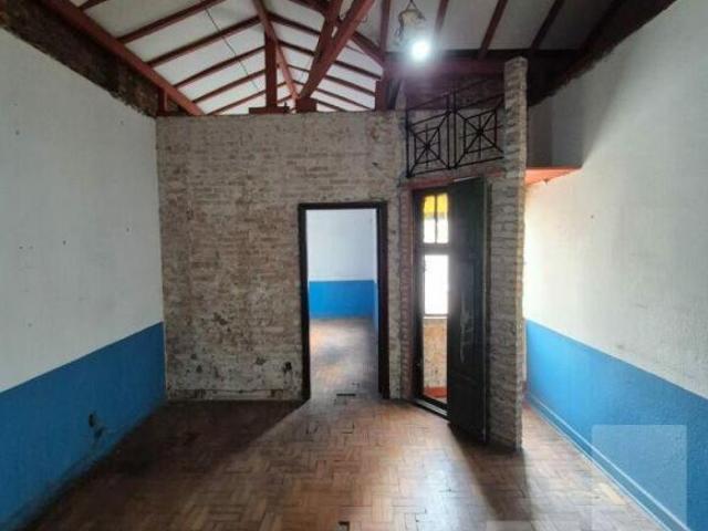 Apartamento com 2 Dormitórios em Santa Cecilia