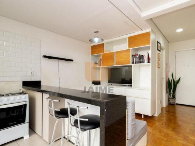 Apartamento com 2 Dormitórios em Santa Cecilia