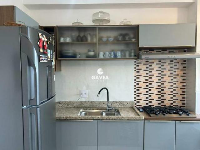 Apartamento com 2 dormitórios em Santos