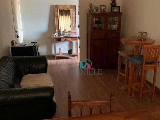 Apartamento com 2 dormitórios localizado no Edifício City Center