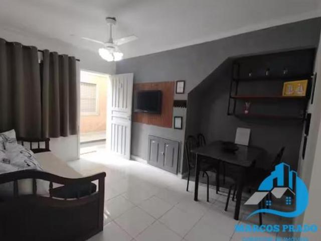 Apartamento com 2 dormitórios mobiliado e decorado na Praia Grande em Ubatuba