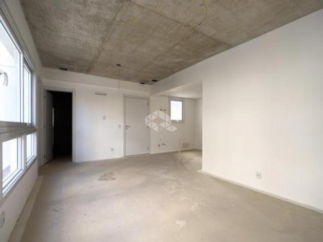 Apartamento com 2 dormitórios na Tristeza