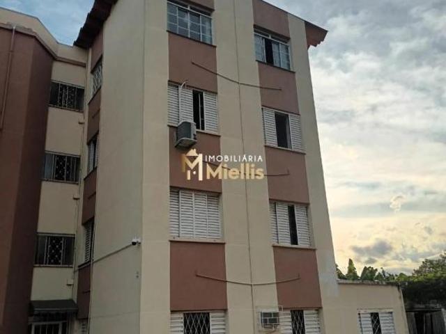 Apartamento com 2 dormitórios na Cohab!
