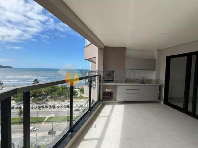 Apartamento com 2 dormitórios na orla da praia do Indaiá Caraguatatuba/SP