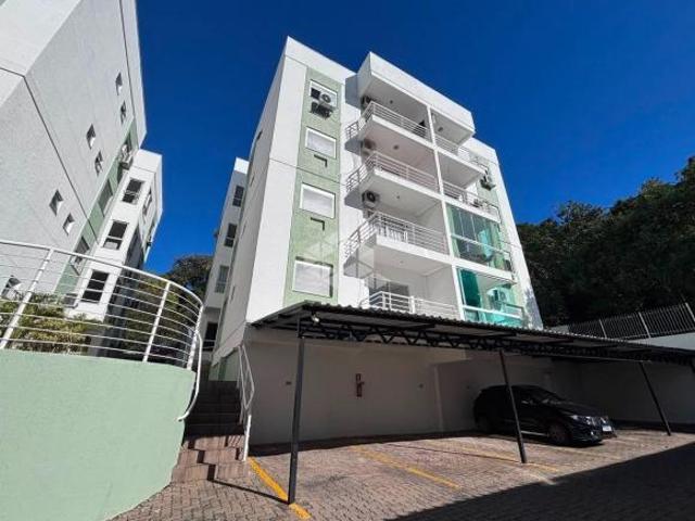 Apartamento com 2 dormitórios na região central de Santa Cruz do Sul
