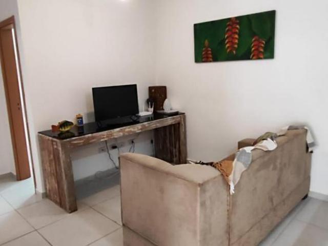 APARTAMENTO COM 2 DORMITÓRIOS NAS TONINHAS