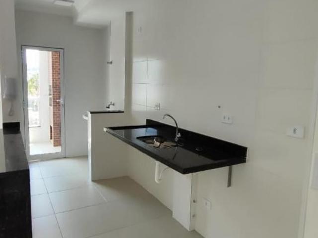 APARTAMENTO COM 2 DORMITÓRIOS NAS TONINHAS