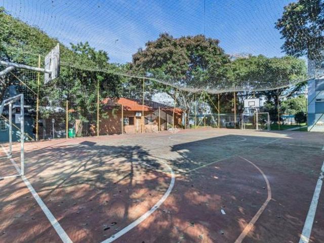 Apartamento com 2 dormitórios, no bairro Humaitá, em Porto Alegre