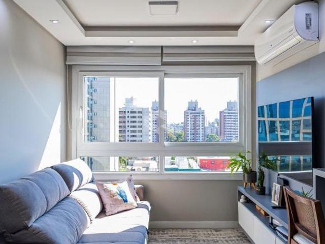 Apartamento com 2 dormitórios no bairro Lindóia