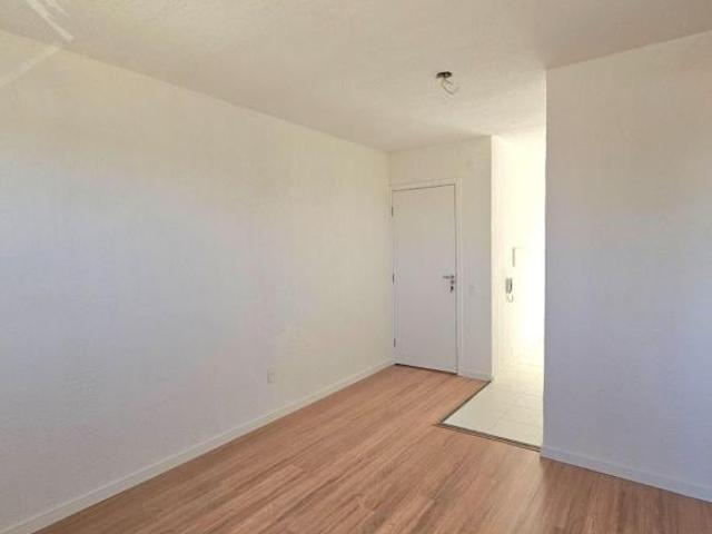 Apartamento com 2 dormitórios no bairro Restinga em Porto Alegre/RS