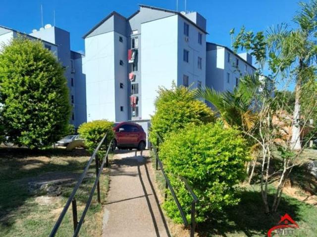 Apartamento com 2 dormitórios no Bairro Vila Nova