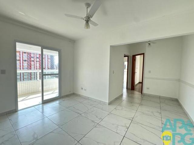 Apartamento com 2 Dormitórios no Boqueirão!