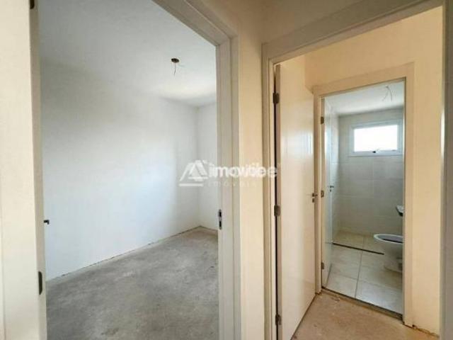 Apartamento com 2 dormitórios no centro de Santa Bárbara D&apos Oeste SP